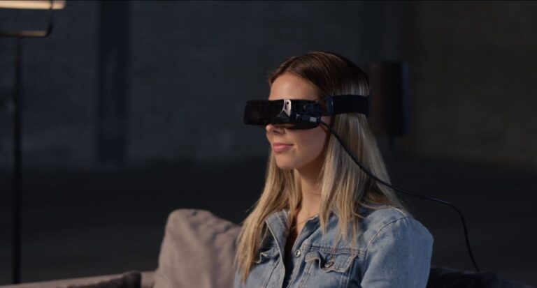 Bigscreen Beyond: In-Depth First Look for The New Headset